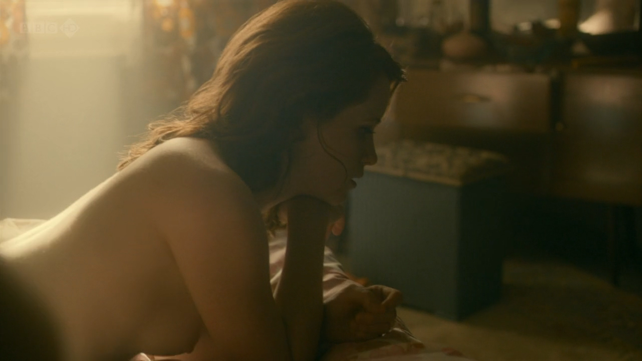 Nackte Claire Foy In White Heat